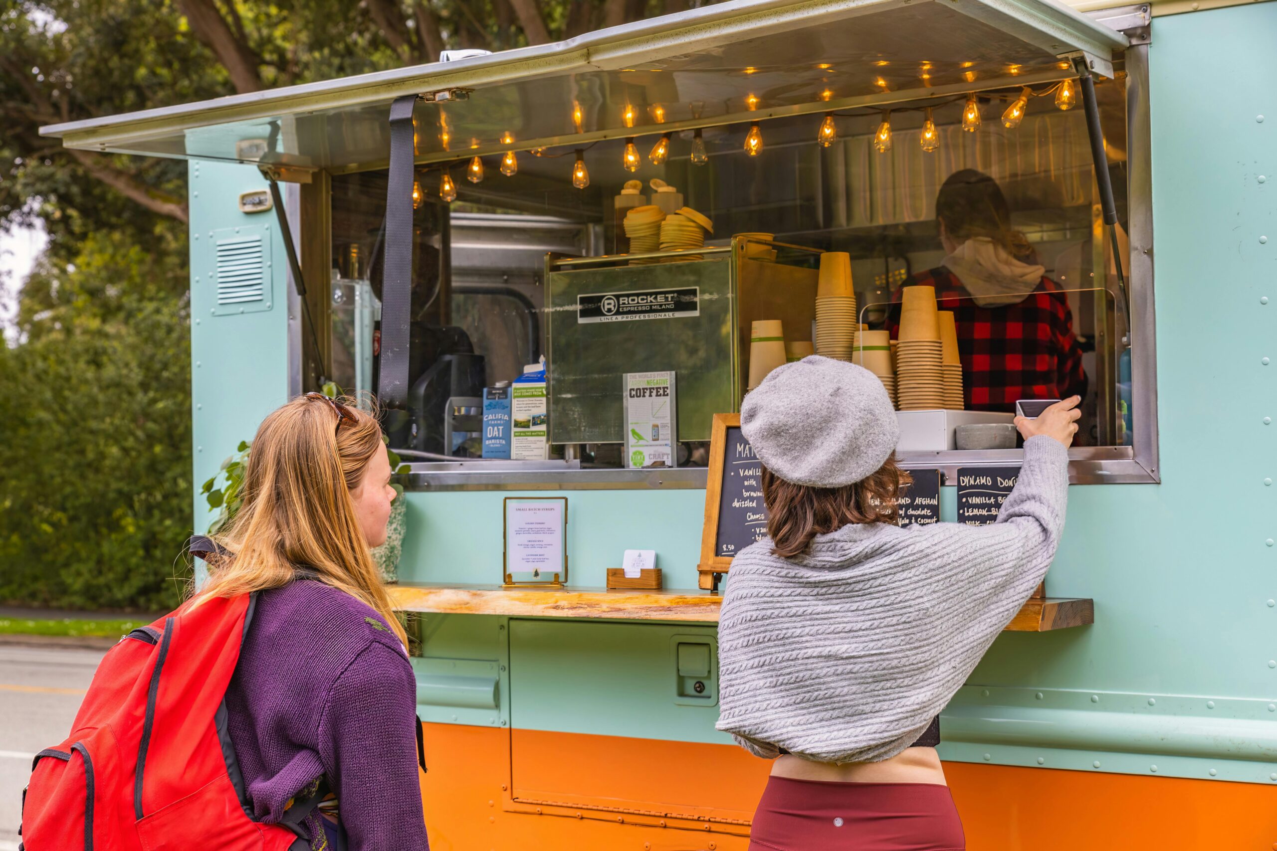 How Pop-Up Shops Reinvent Your Customer Acquisition Strategy